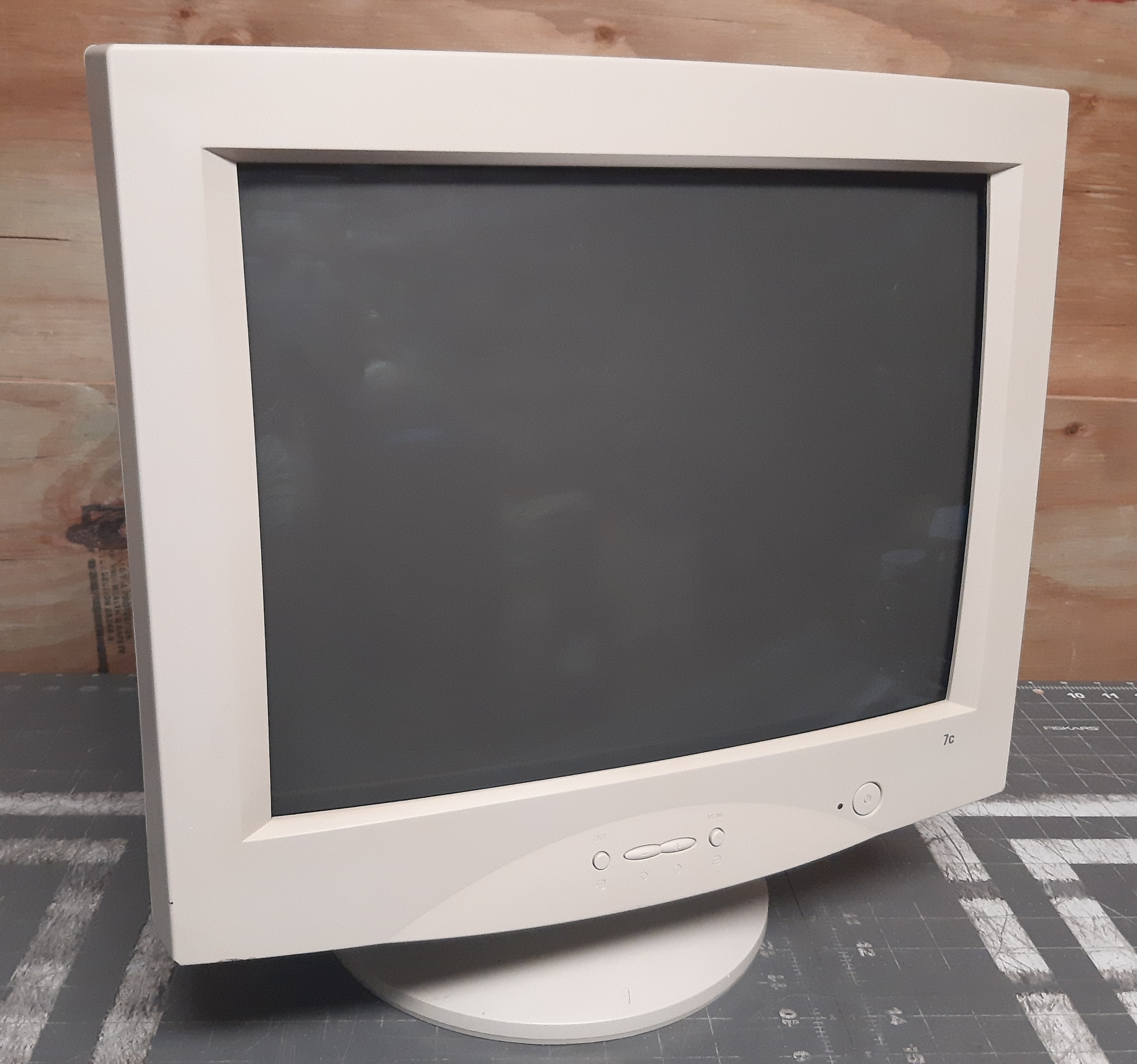 Samsung Samtron 7c | CRT Database
